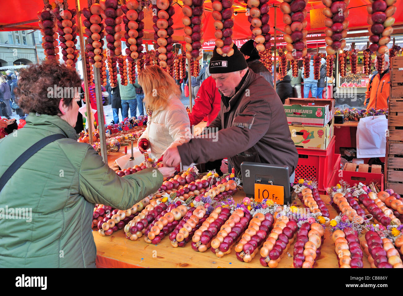 Zwiebelmarkt bern -Fotos und -Bildmaterial in hoher Auflösung – Alamy