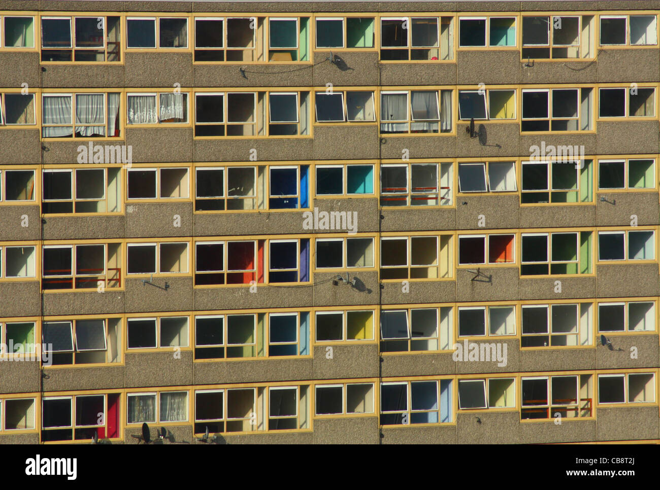 Fassade eines 70er Jahre Building blocks Stockfotografie - Alamy