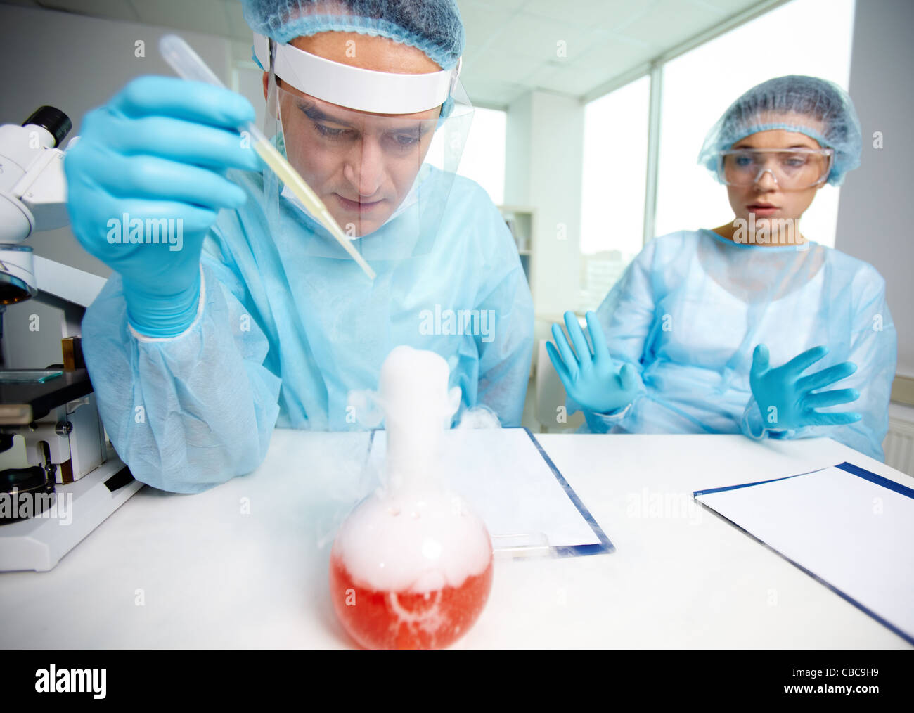 Chemische Substanz Stockfotos und -bilder Kaufen - Alamy