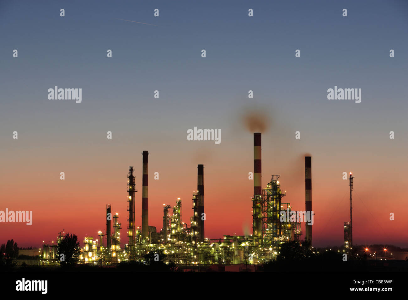 Die raffinerie -Fotos und -Bildmaterial in hoher Auflösung – Alamy