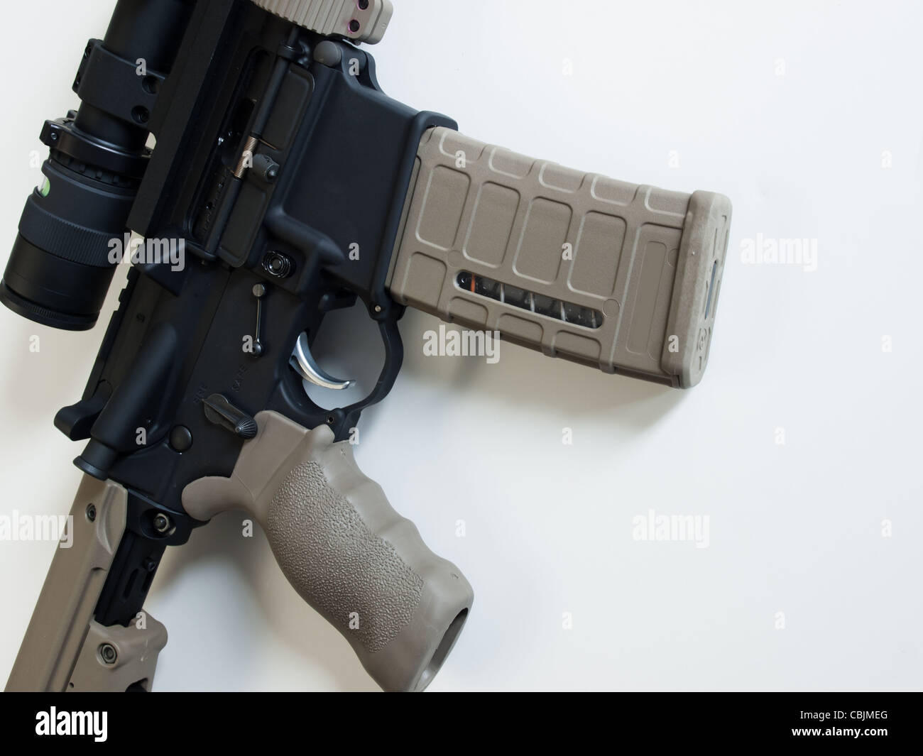 Standard uns Armee AR-15 Sturmgewehr ausgerüstet mit Fass Zweibein ...