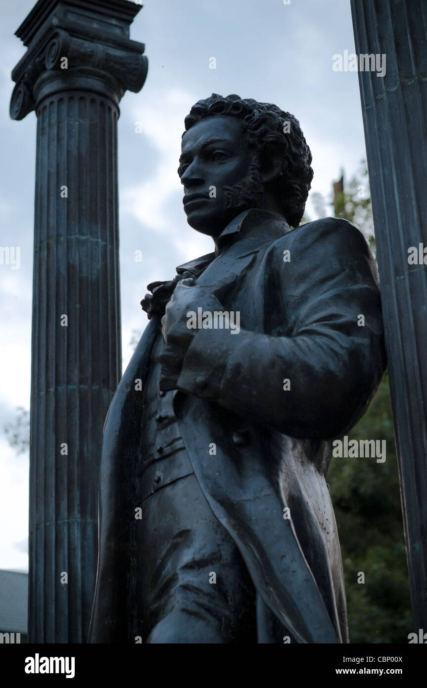Denkmal von alexander puschkin -Fotos und -Bildmaterial in hoher ...