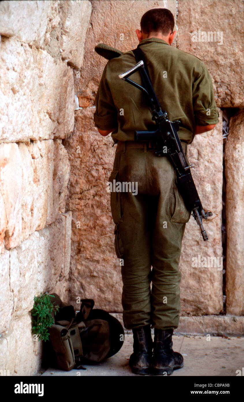 Jewish praying -Fotos und -Bildmaterial in hoher Auflösung – Alamy