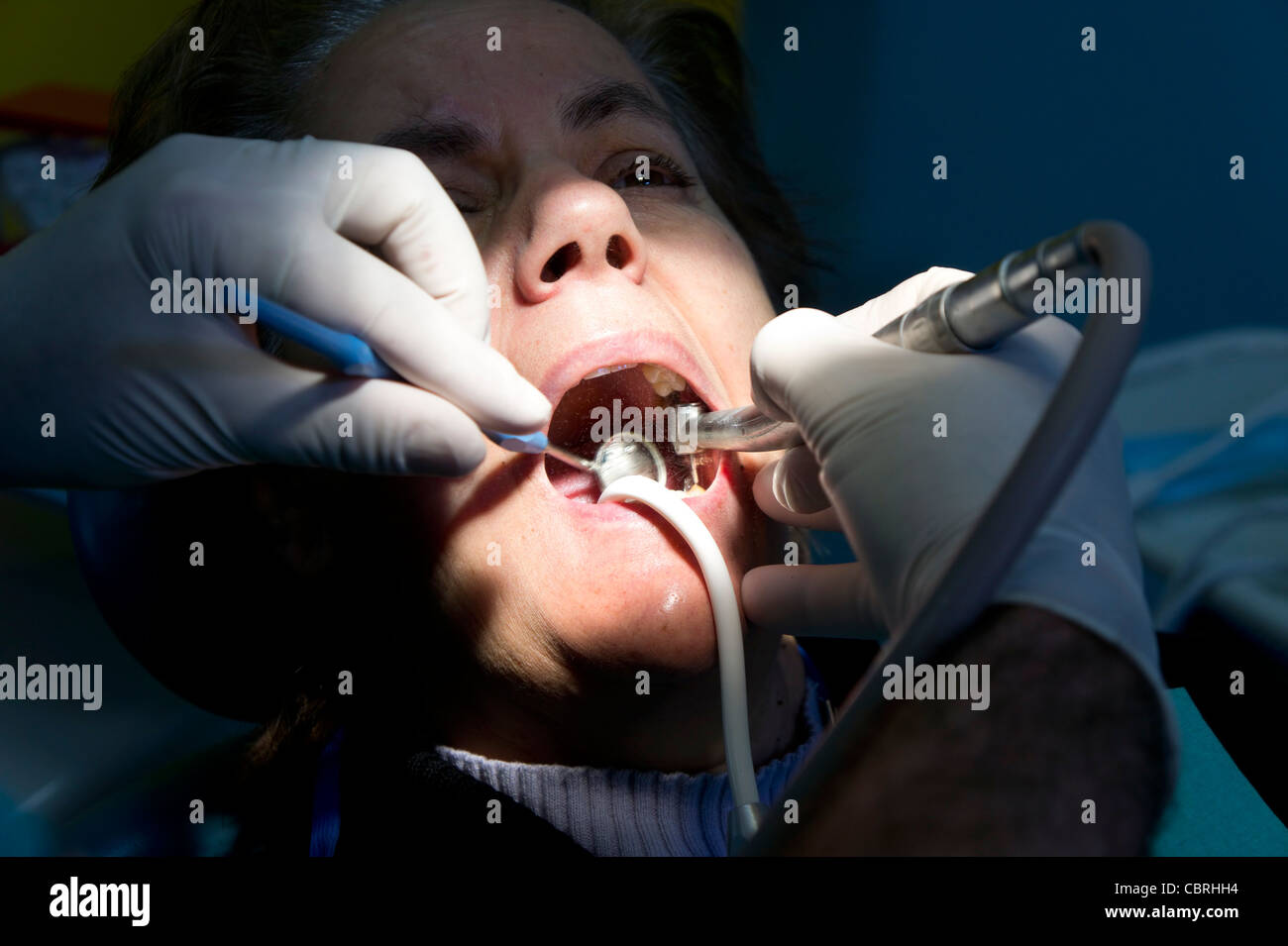 Zahnarzt patient -Fotos und -Bildmaterial in hoher Auflösung – Alamy
