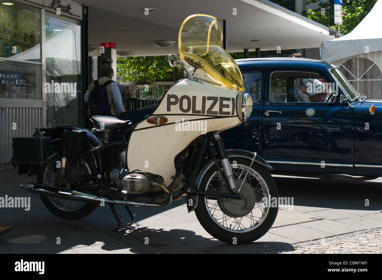Berliner polizei motorrad -Fotos und -Bildmaterial in hoher Auflösung ...