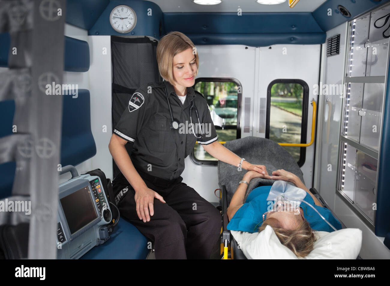 Female emt -Fotos und -Bildmaterial in hoher Auflösung – Alamy