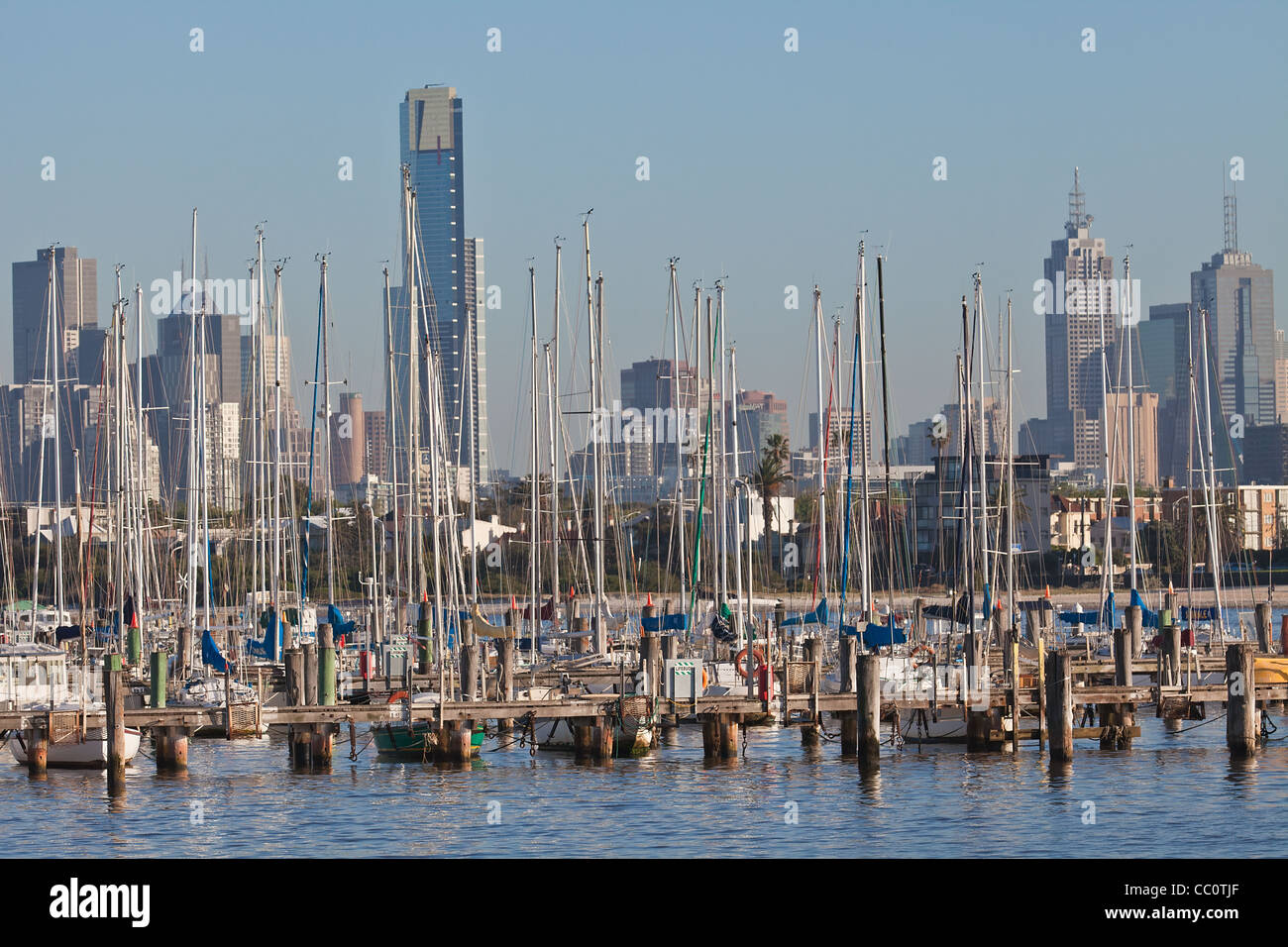 Melbourne meer strandhafen boote -Fotos und -Bildmaterial in hoher ...