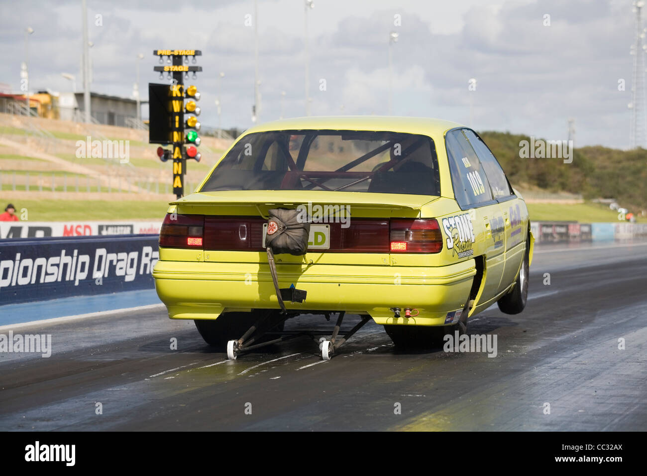 Drag racing start lights -Fotos und -Bildmaterial in hoher Auflösung ...