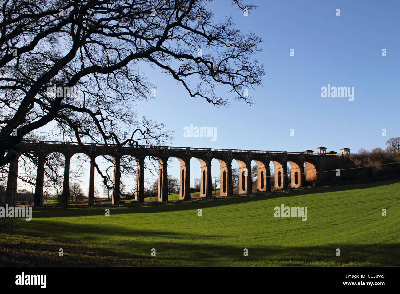 Ouse valley viaduct balcombe -Fotos und -Bildmaterial in hoher ...
