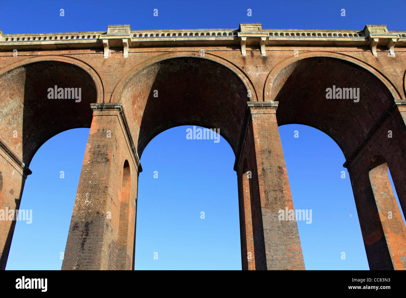 The ouse valley viaduct -Fotos und -Bildmaterial in hoher Auflösung – Alamy