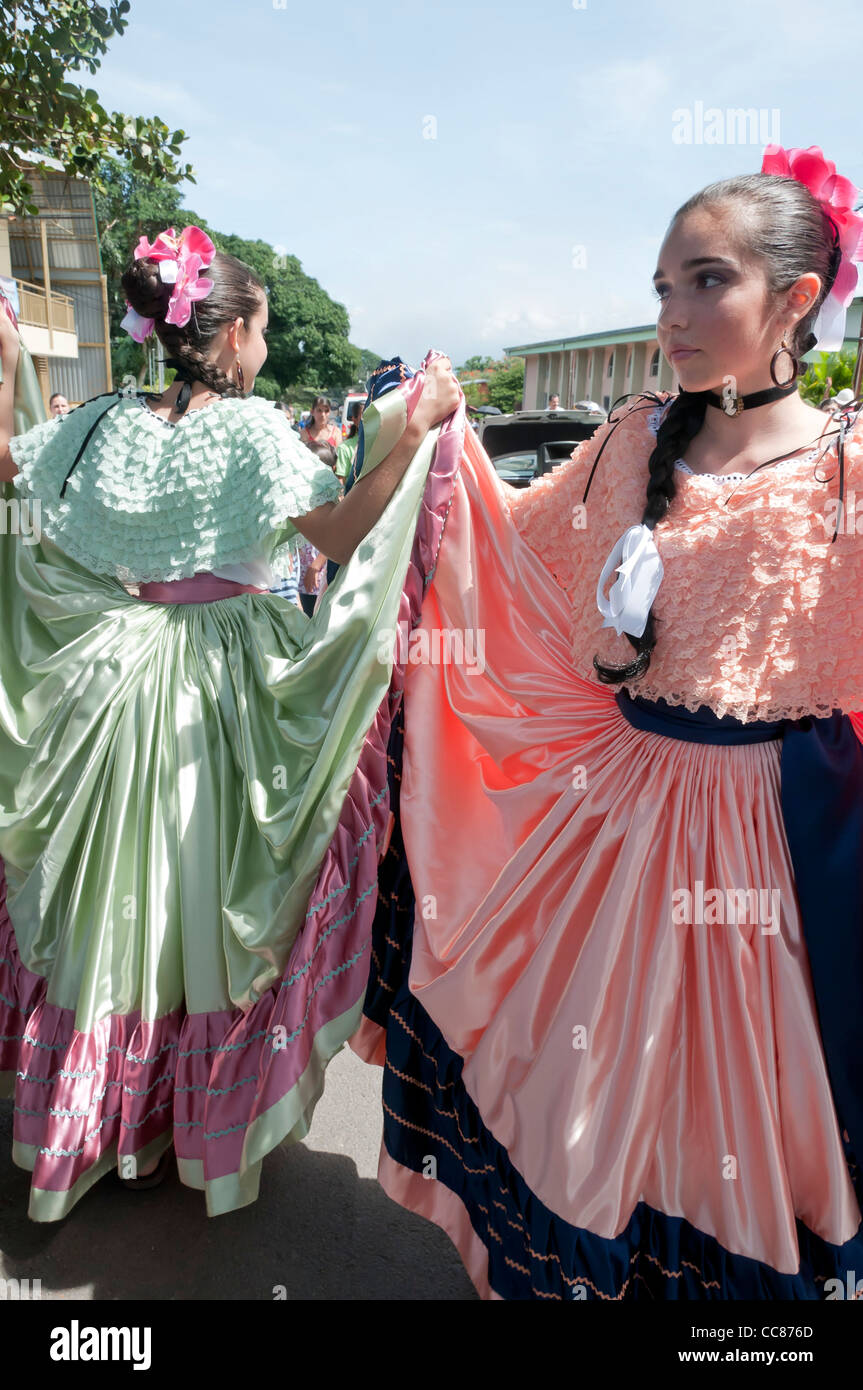 Traditionelle costa rica -Fotos und -Bildmaterial in hoher Auflösung ...