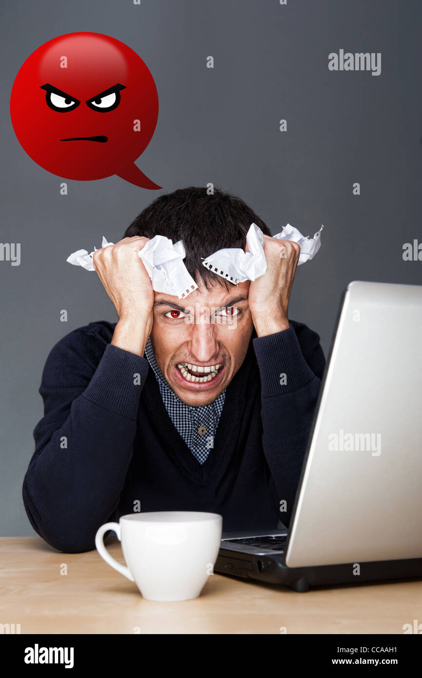 Wütender smiley -Fotos und -Bildmaterial in hoher Auflösung – Alamy