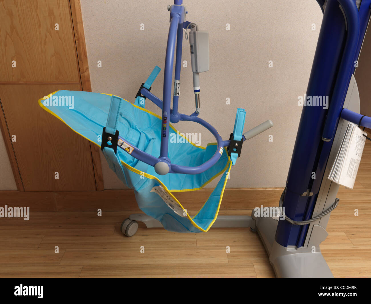Hoist patient -Fotos und -Bildmaterial in hoher Auflösung – Alamy