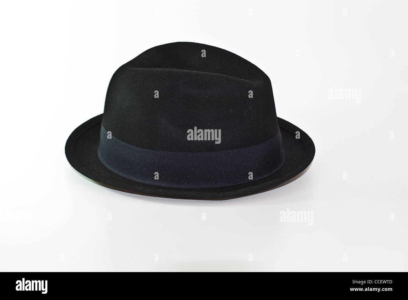 Der schwarze hut -Fotos und -Bildmaterial in hoher Auflösung – Alamy