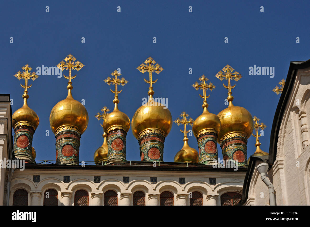 Russland, Moskau, Kremlyn, Kuppeln der Terem-Palast (16. Jh ...