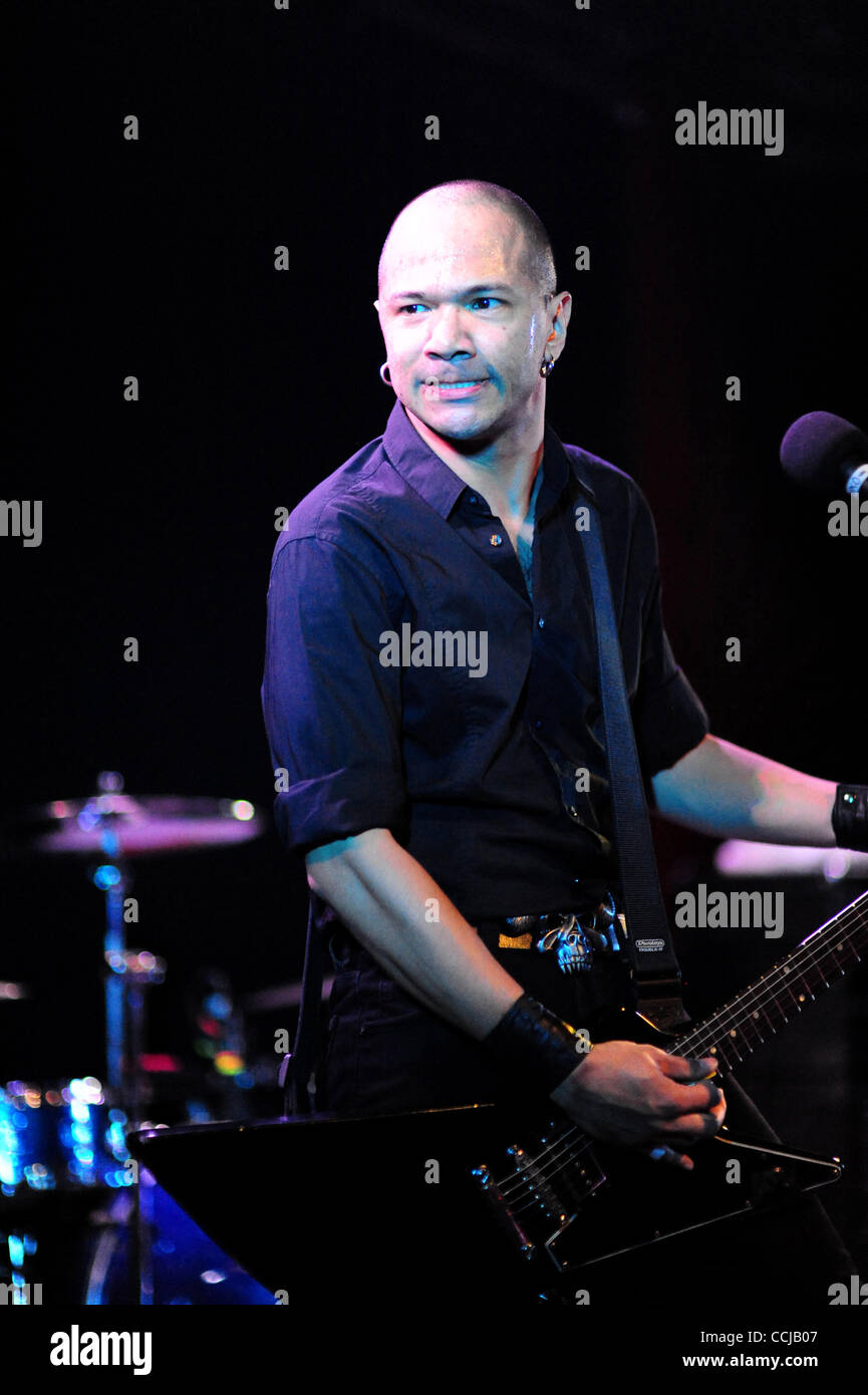 6. Dezember 2010 - West Hollywood, ca, Usa - 5 Dez. 2010-West Hollywood ...