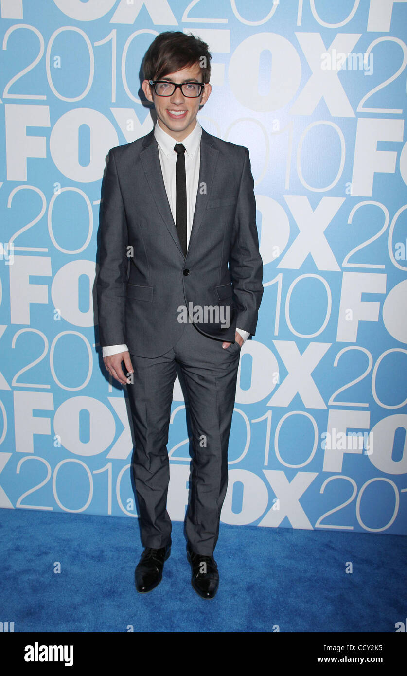 Schauspieler KEVIN MCHALE besucht die FOX 2010 Upfront after-Party in ...