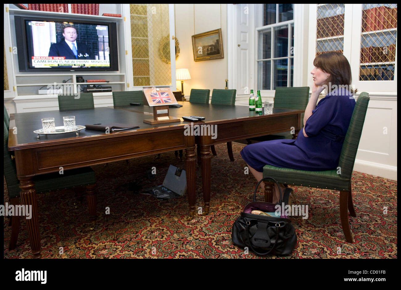 Inside 10 downing street -Fotos und -Bildmaterial in hoher Auflösung ...