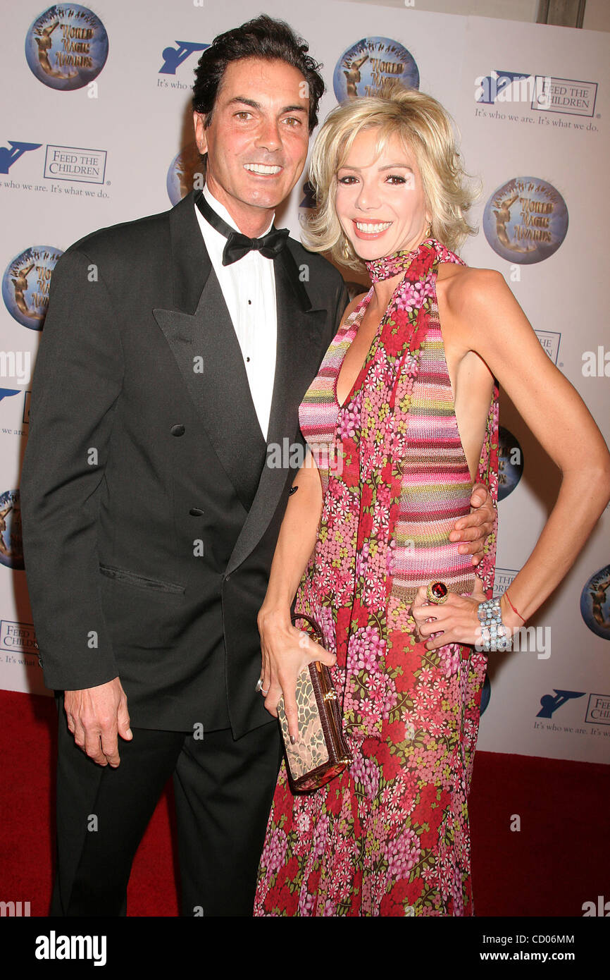 Carla collins and tyrone power jr -Fotos und -Bildmaterial in hoher ...