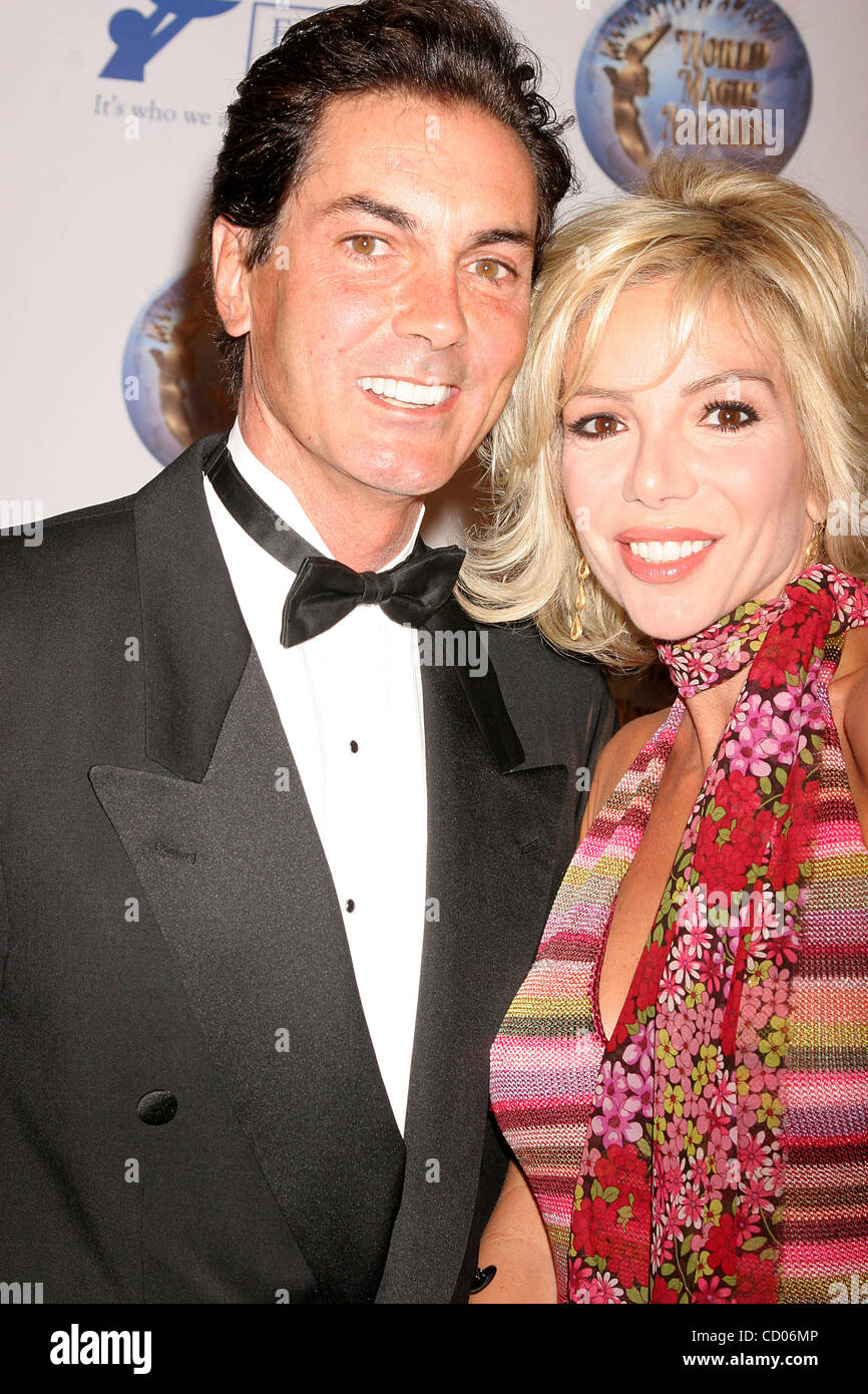 Carla collins and tyrone power jr -Fotos und -Bildmaterial in hoher ...