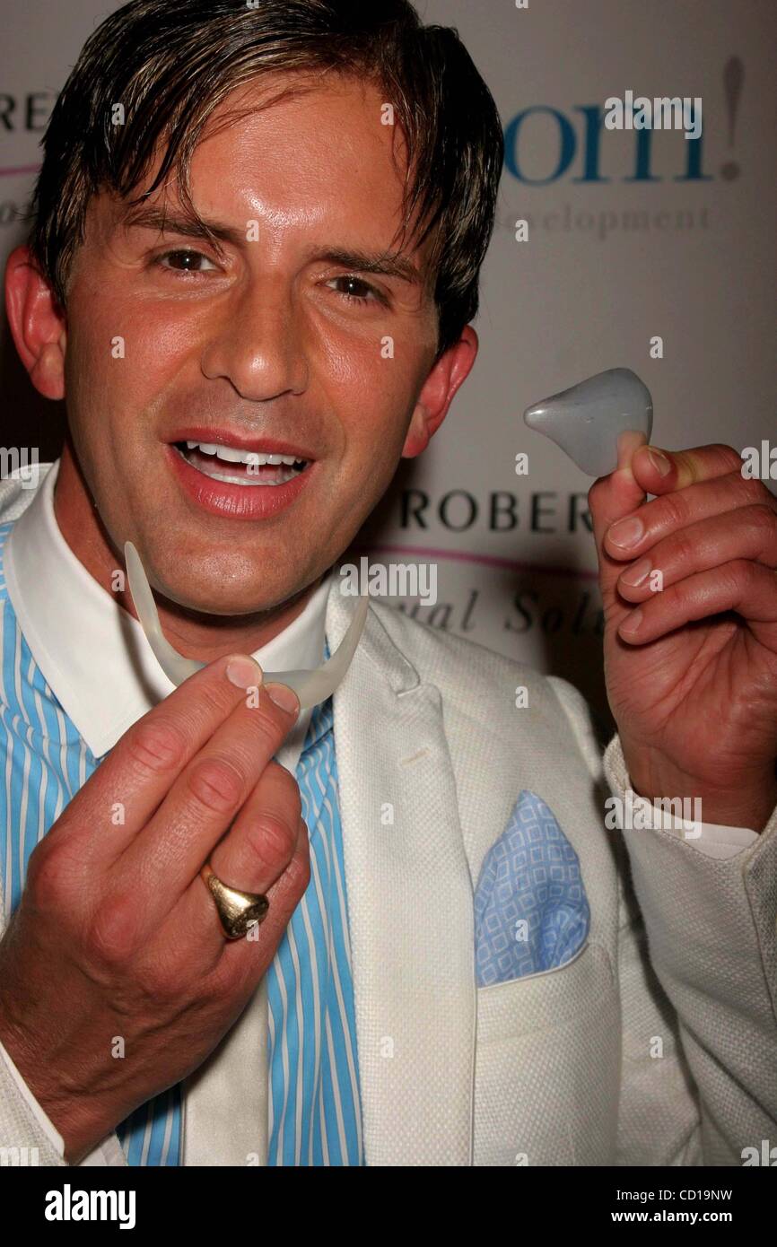 3. September 2008 - Hollywood, Kalifornien, US - I13673CHW. DR. ROBERT ...