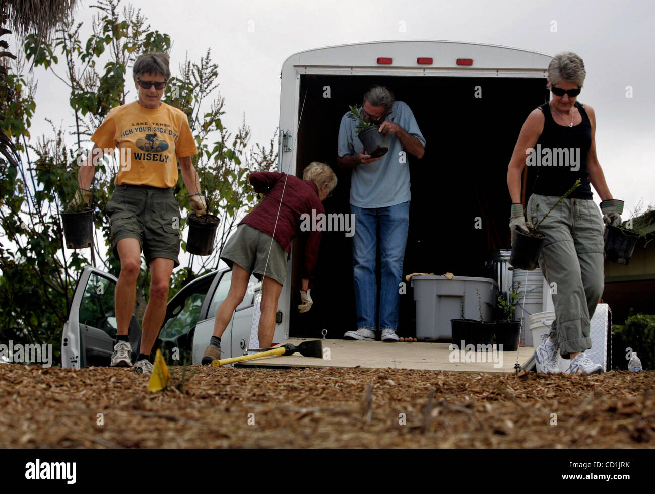 4. Oktober, 2008 San Diego, CA JIM RICKER, Präsident der Freunde der ...