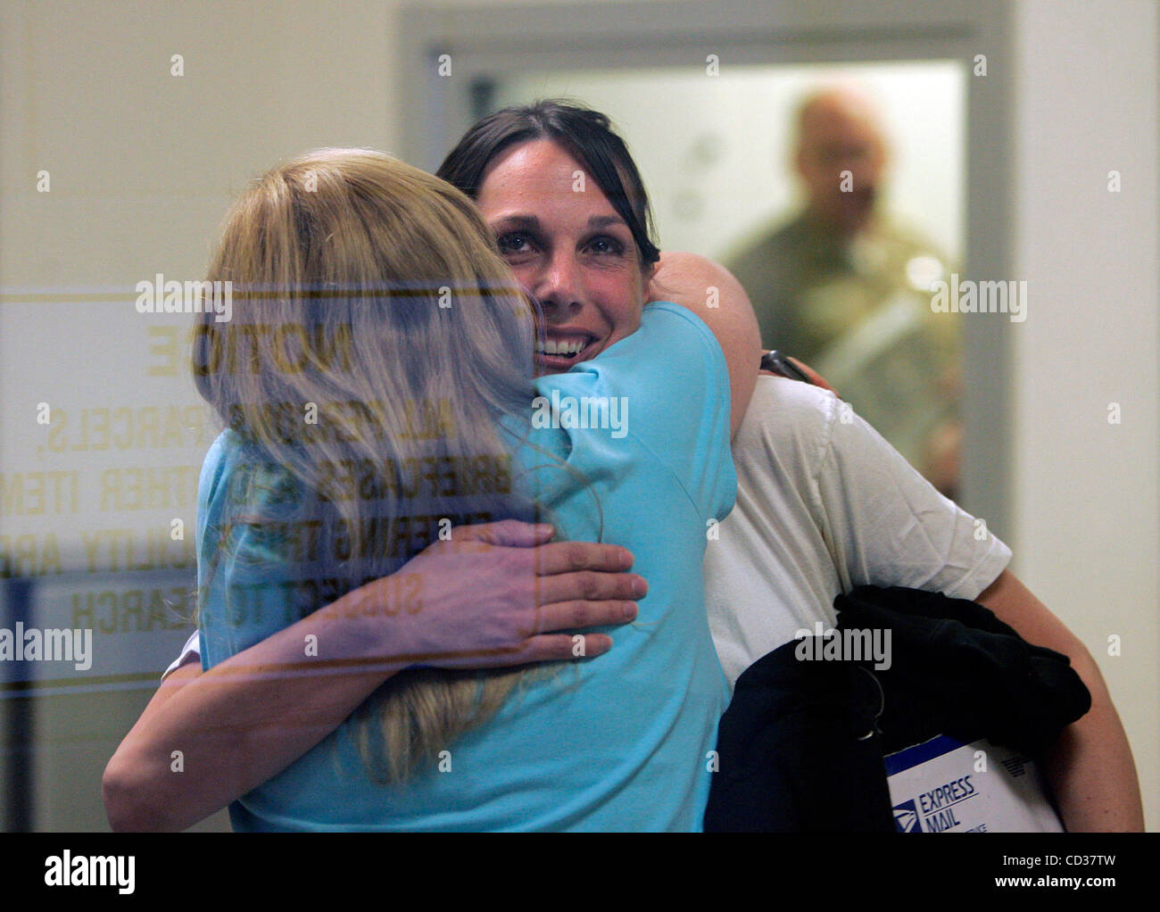 17. April 2008, San Diego, Kalifornien, USA CYNTHIA SOMMER umarmt JACKY ...