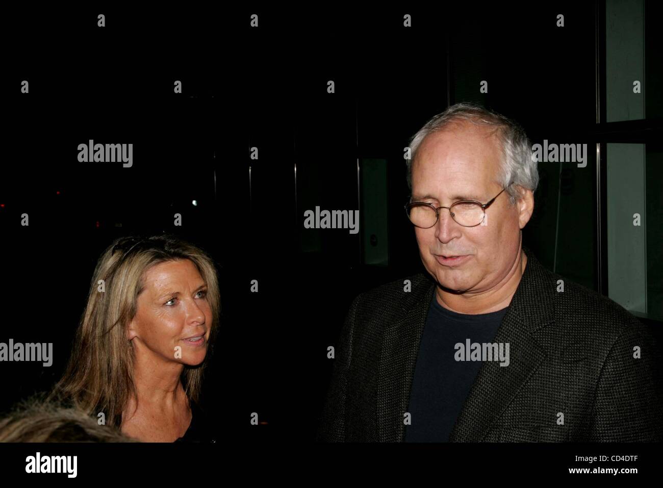 Wife of howard stern -Fotos und -Bildmaterial in hoher Auflösung – Alamy