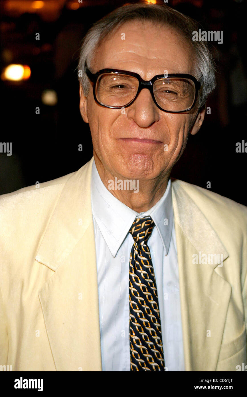 1. Juli 2003 - New York, New York, USA - K31548RM SD0701. BUCH PARTEI ...