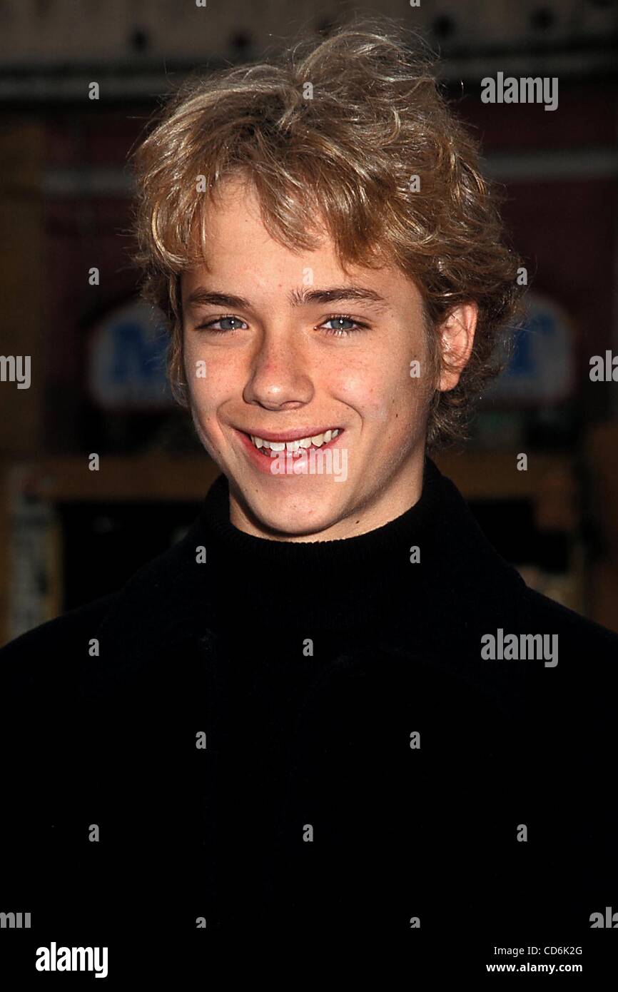 Jeremy sumpter 13 -Fotos und -Bildmaterial in hoher Auflösung – Alamy