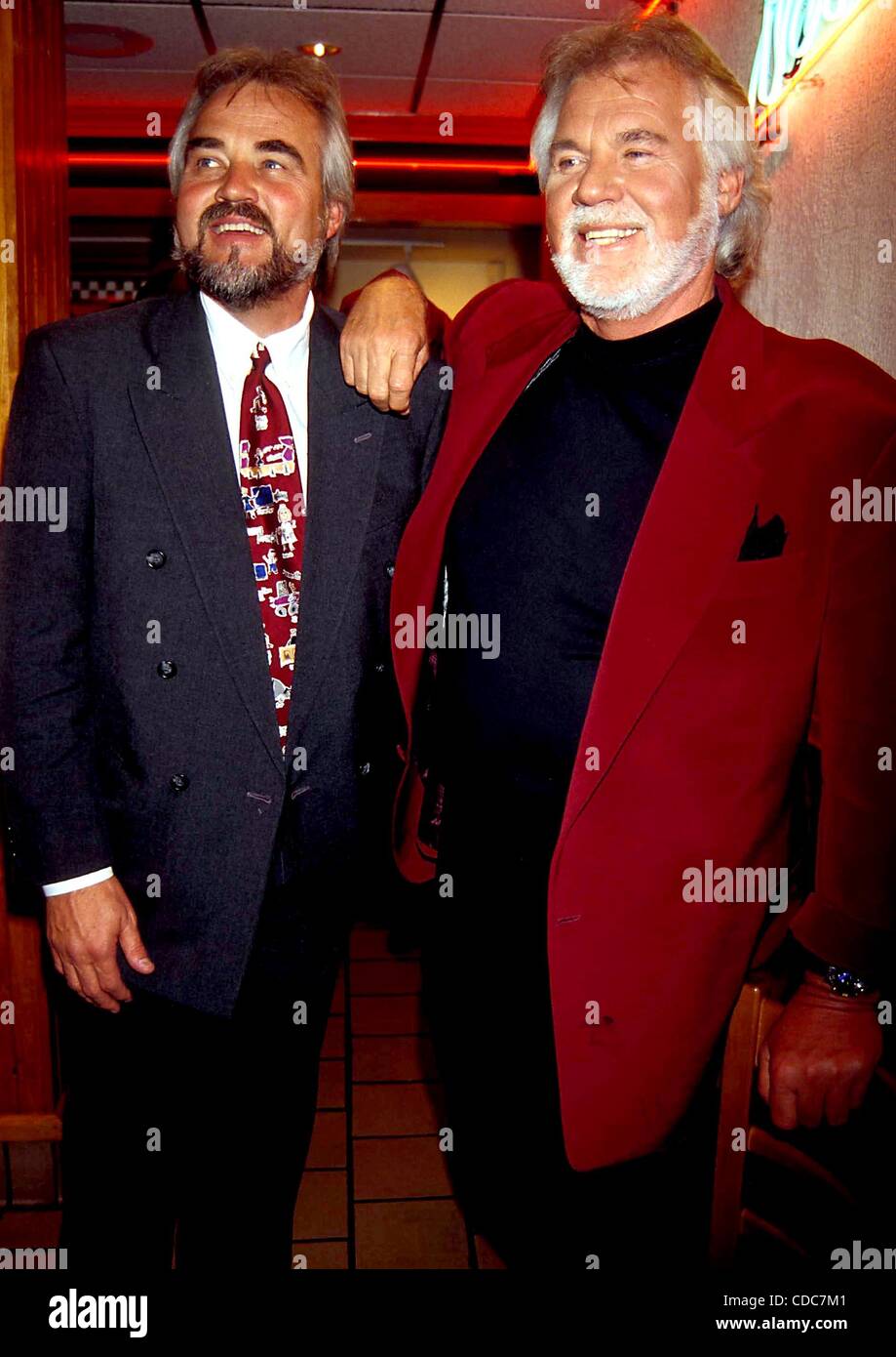 Bruder von kenny -Fotos und -Bildmaterial in hoher Auflösung – Alamy