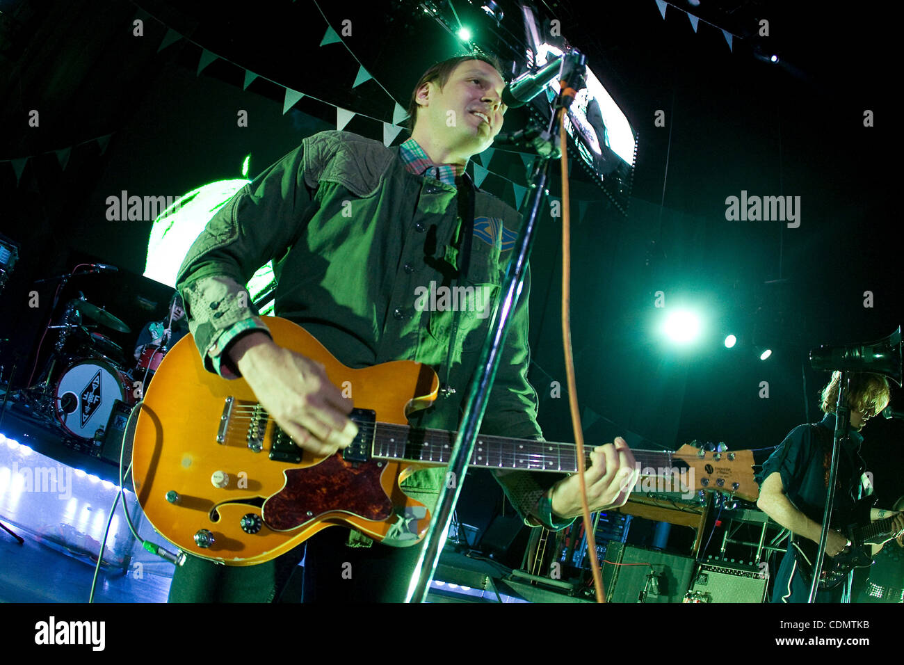 13. April 2011 - führt aus Phoenix, Arizona, USA - Grammy Award ...