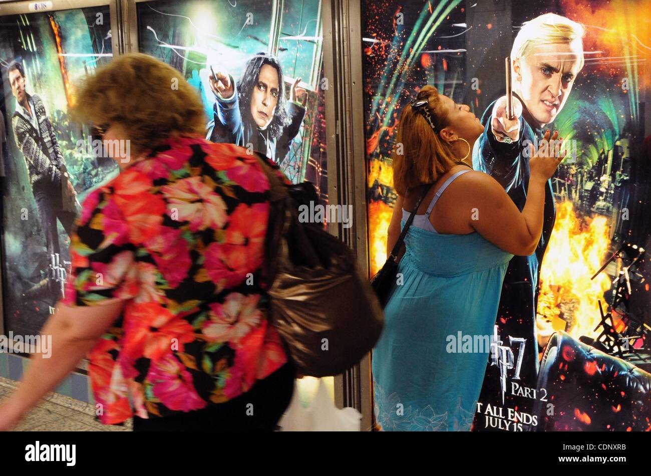 6. Juli 2011 - Manhattan, New York, USA - Sonia Lemus, 20 von West New York, New Jersey mit ...