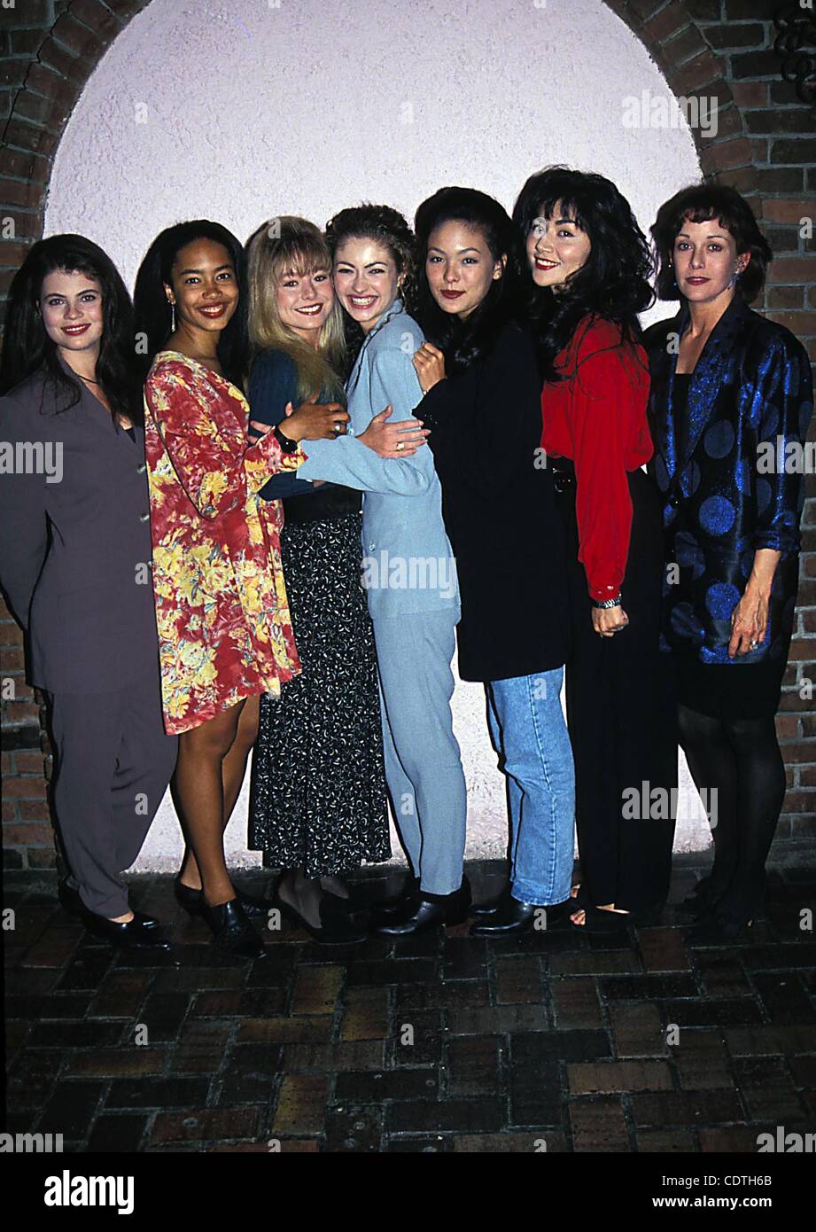 TIERHEIM-CHARITY. / KELLY RIPA, YASMINE BLEETH, INGRID ROGER, REBECCA ...