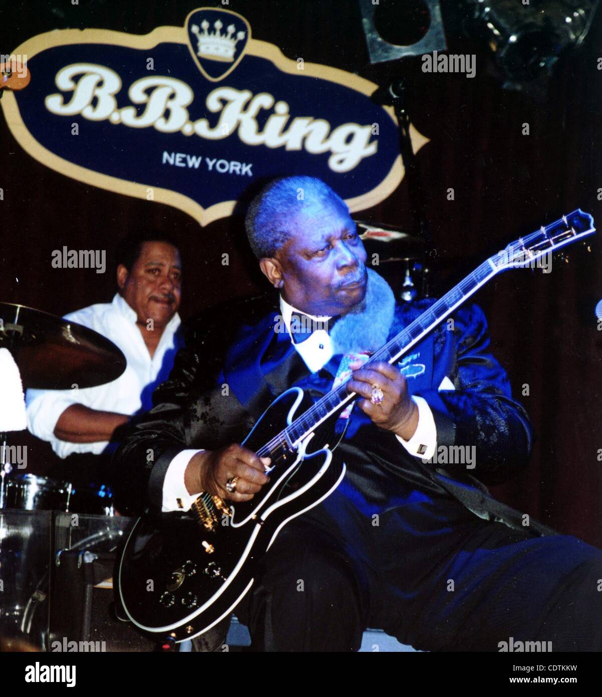 1. Januar 2011 - New York, New York, US - K25415RM. SD06/20/2002..B.B. KINGS BLUES CLUB UND ...