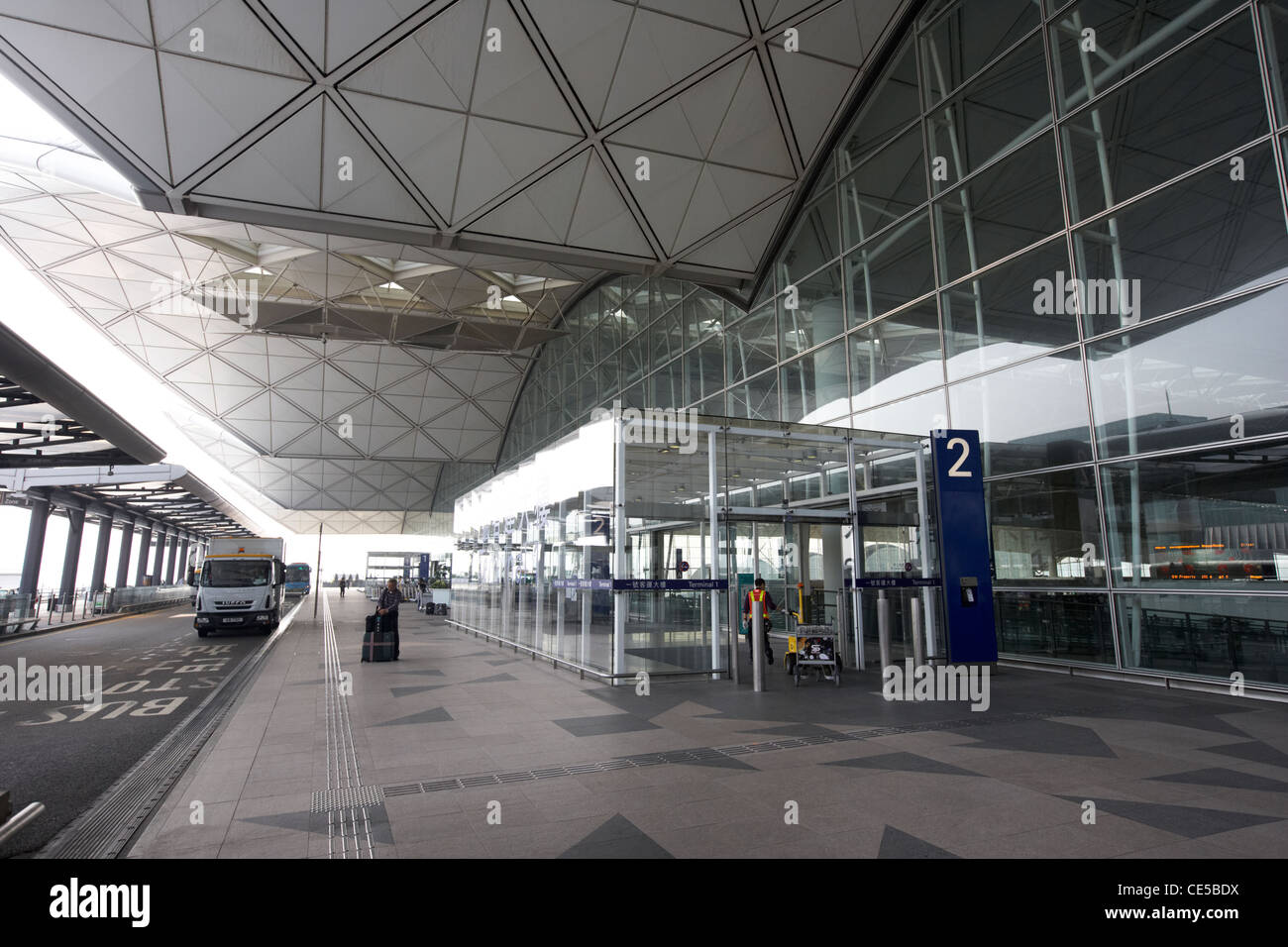 Hong kong international airport -Fotos und -Bildmaterial in hoher ...