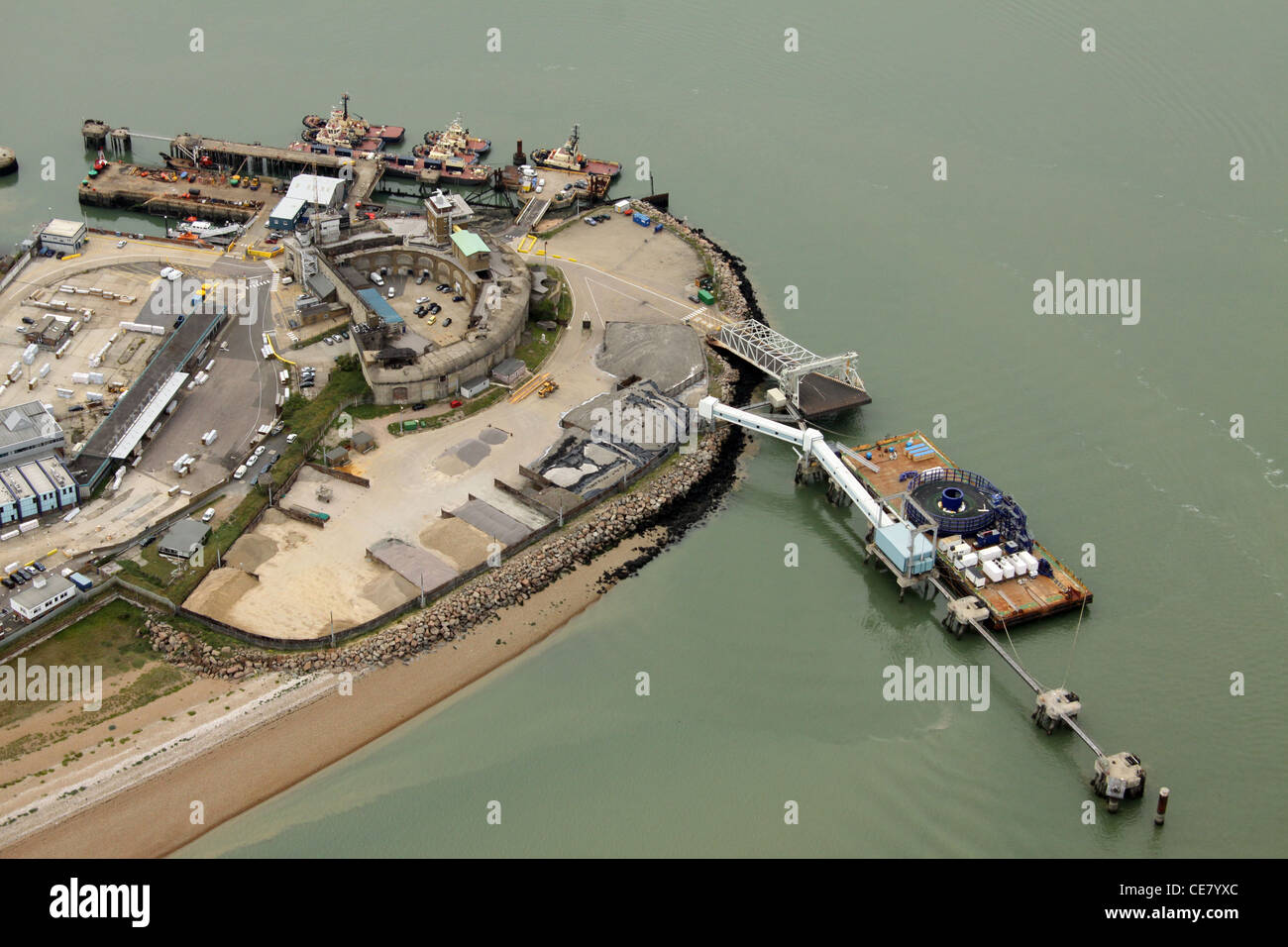 Luftaufnahme von Sheerness Docks in Kent Stockfotografie - Alamy