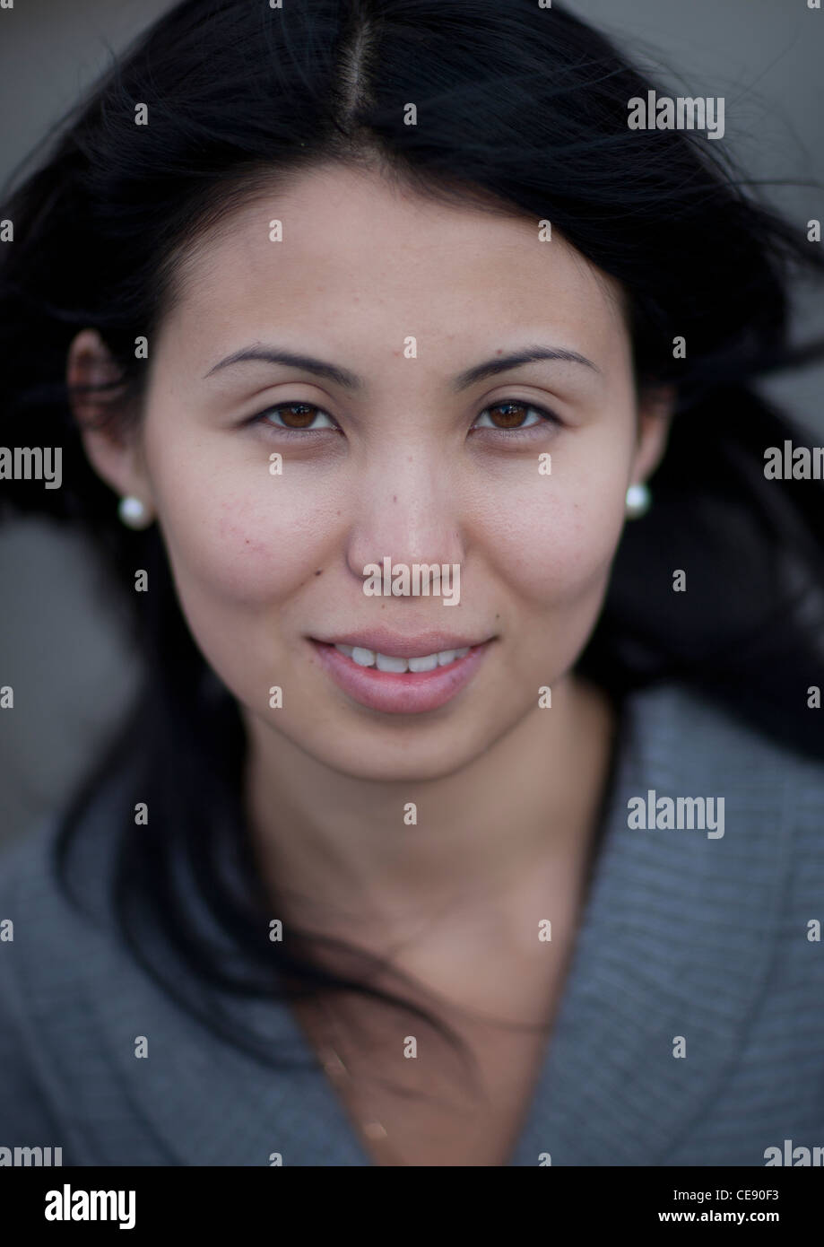Kazakh woman kazakhstan -Fotos und -Bildmaterial in hoher Auflösung – Alamy
