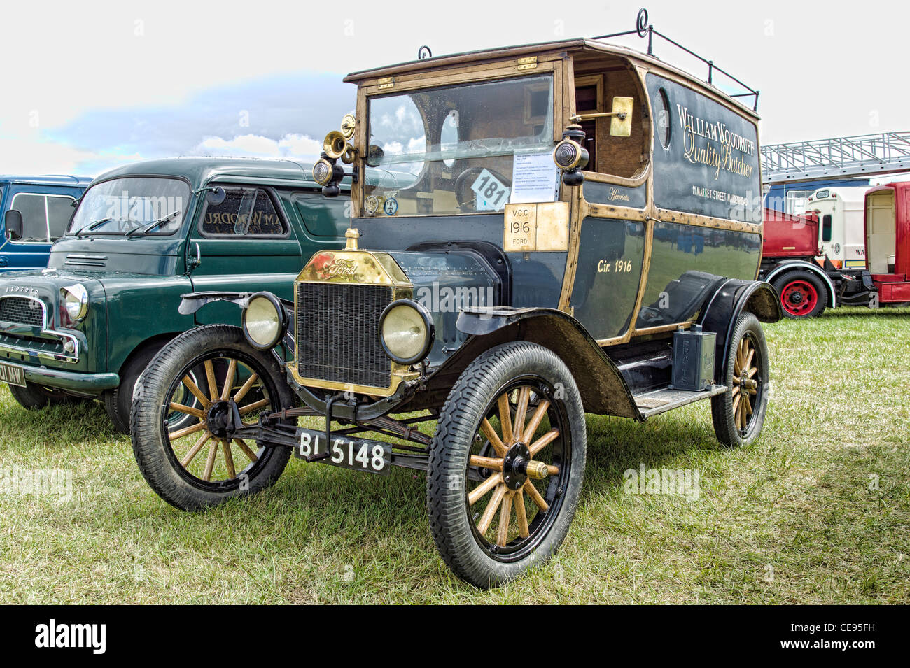 Old ford -Fotos und -Bildmaterial in hoher Auflösung – Alamy