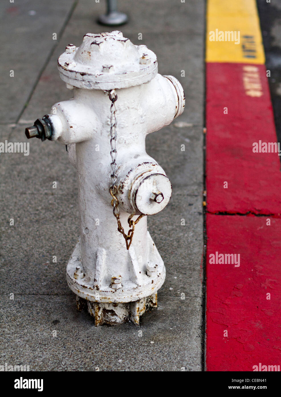 Painted fire hydrant -Fotos und -Bildmaterial in hoher Auflösung – Alamy