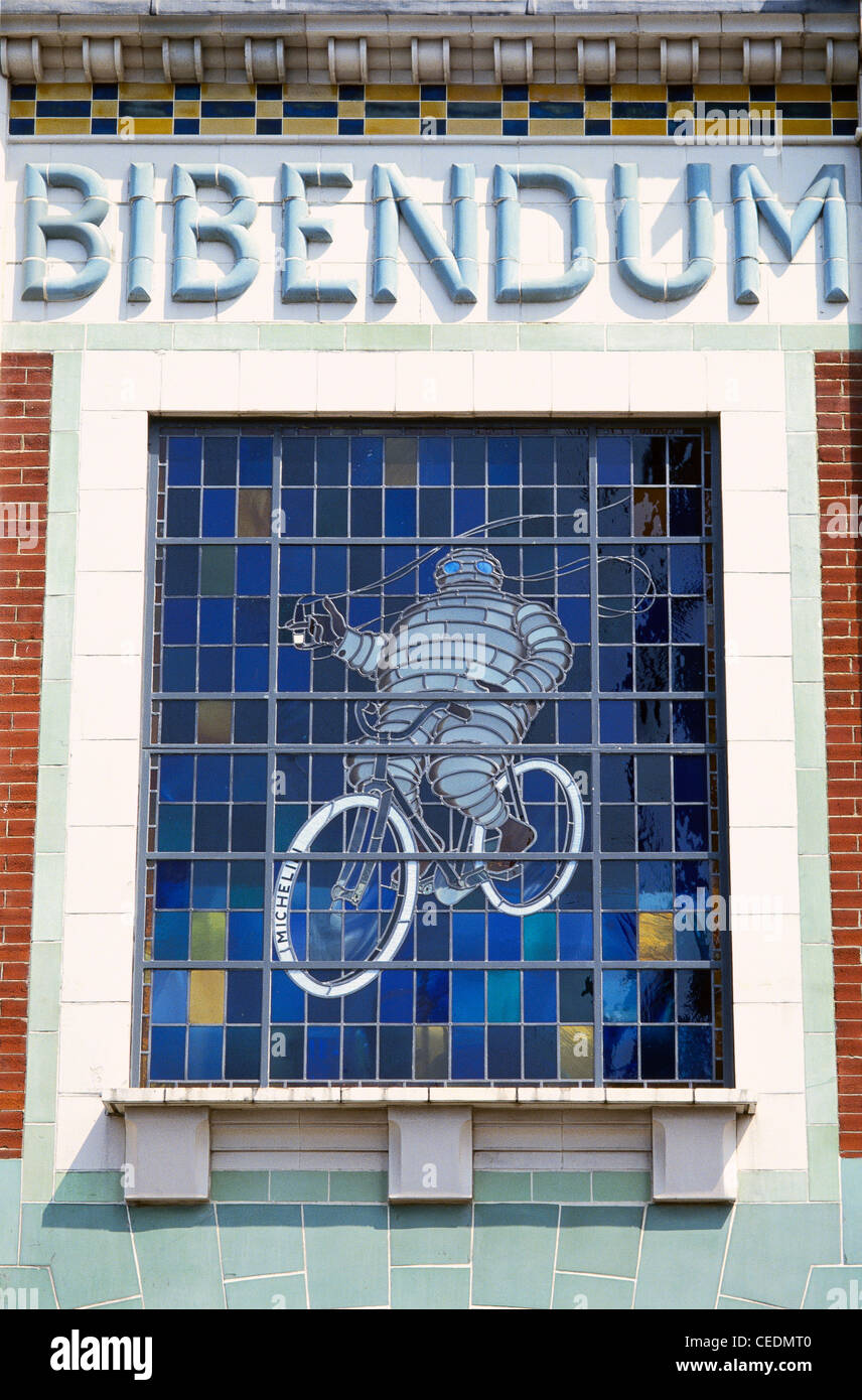 Bibendum zeichen -Fotos und -Bildmaterial in hoher Auflösung – Alamy