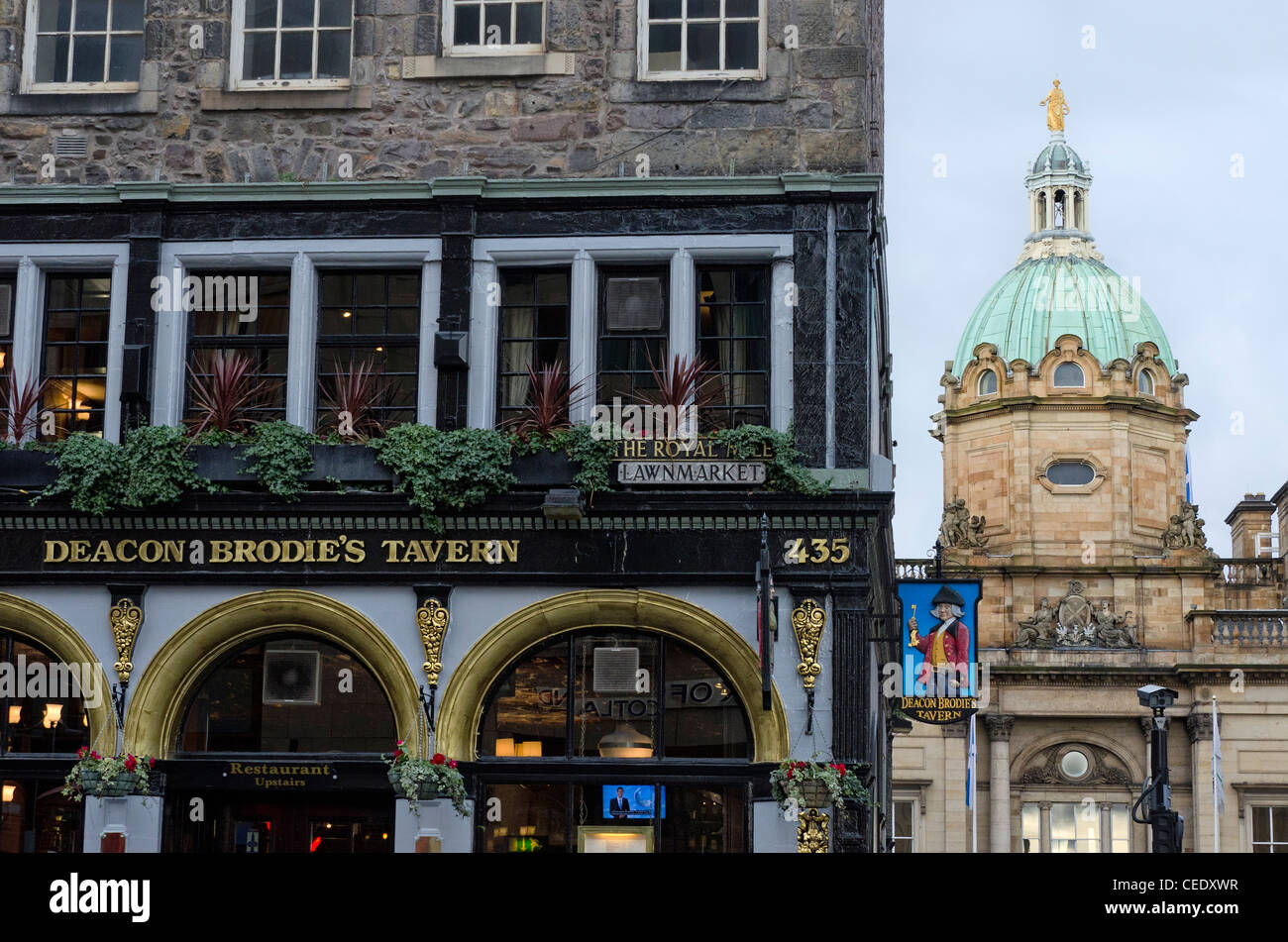 The royal mile tavern edinburgh -Fotos und -Bildmaterial in hoher ...