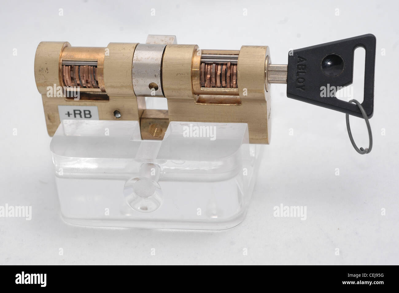 Cutaway lock -Fotos und -Bildmaterial in hoher Auflösung – Alamy