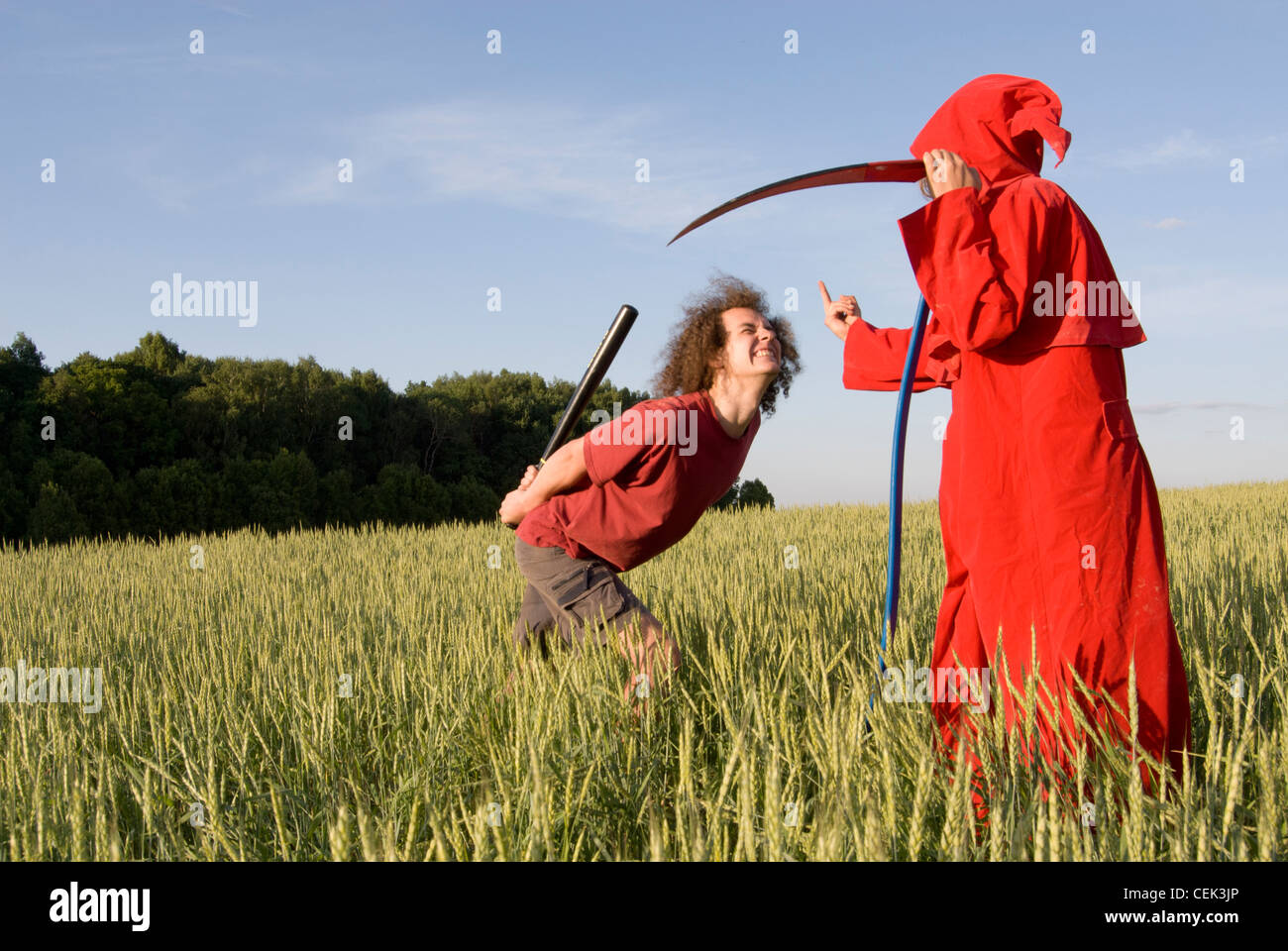 Mann und sense -Fotos und -Bildmaterial in hoher Auflösung – Alamy