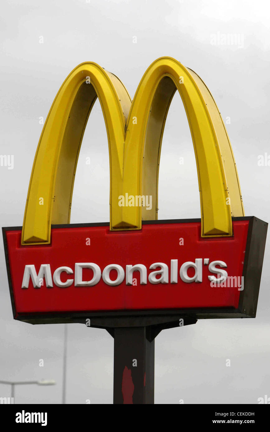 Mcdonalds menü zeichen -Fotos und -Bildmaterial in hoher Auflösung – Alamy