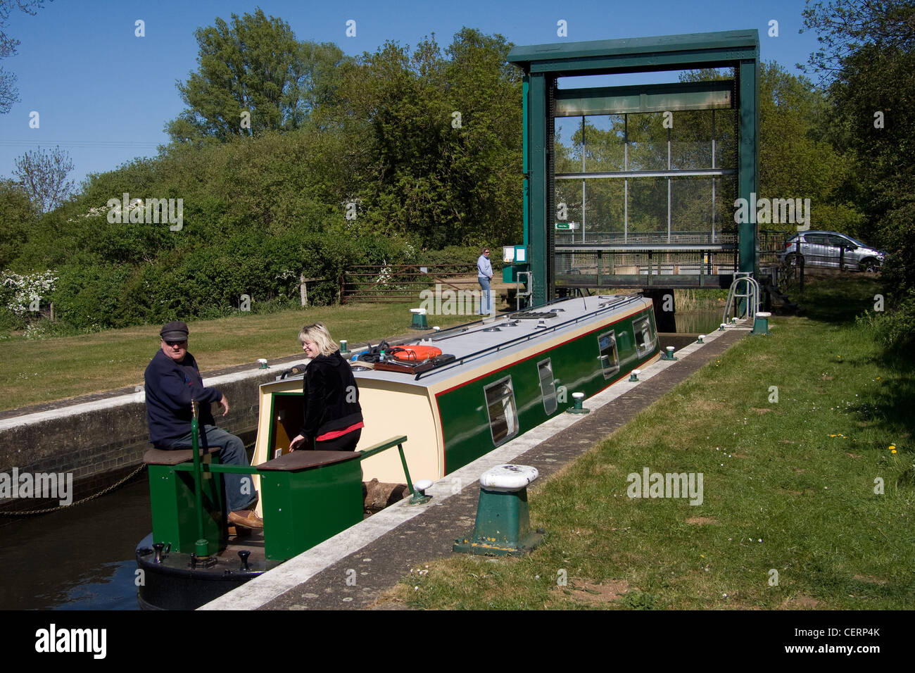 Raised lock gate -Fotos und -Bildmaterial in hoher Auflösung – Alamy