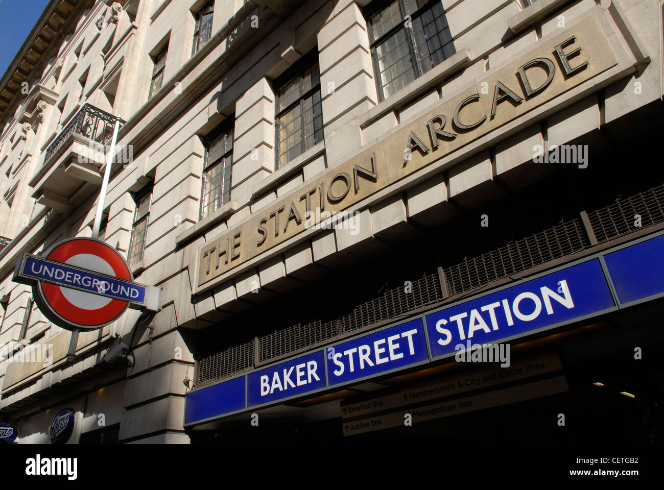 Exterieur der Baker Street Station. Als einer der ursprünglichen ...