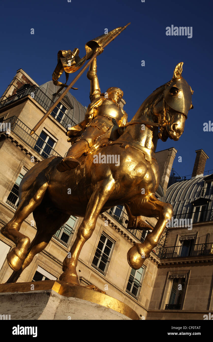 Rue des pyramides paris -Fotos und -Bildmaterial in hoher Auflösung – Alamy