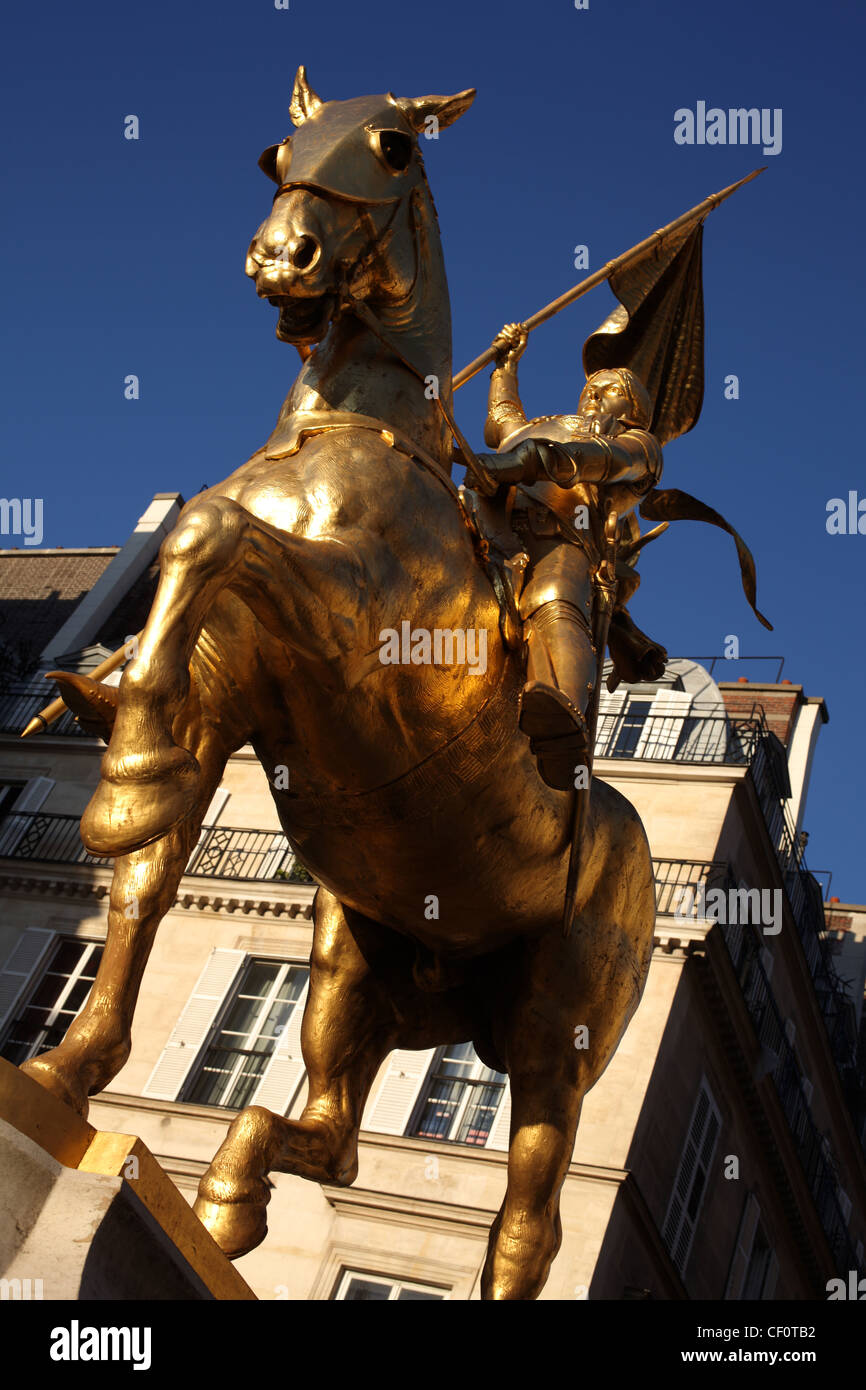 Rue des pyramides paris -Fotos und -Bildmaterial in hoher Auflösung – Alamy