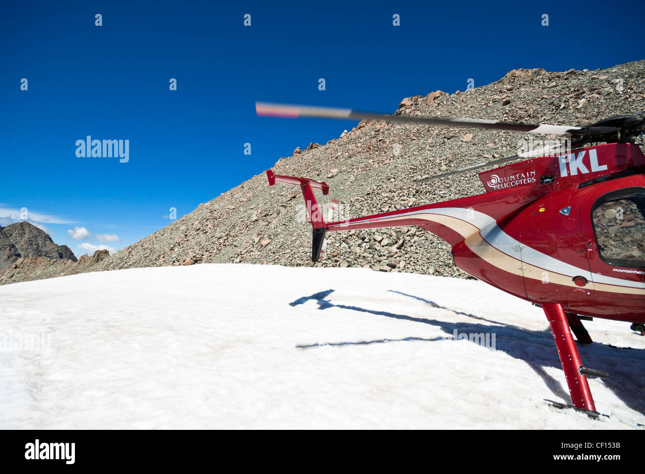 Hubschrauber am Gipfel des Mount Cook, des höchsten Berges in ...